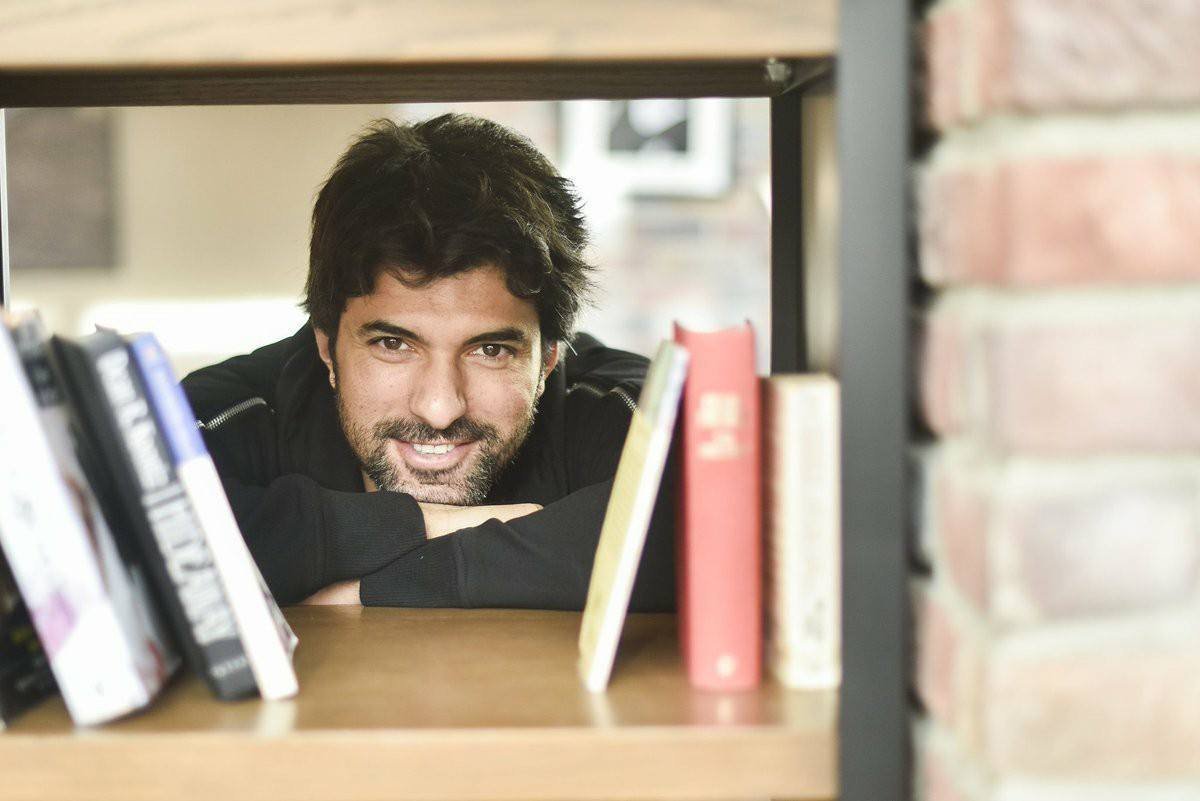 Енгин Акюрек. Нови и стари проекти – Тема 442 | Романтични сериали ...